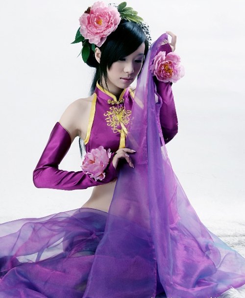 《真三国无双》COS者--SASA-极品MM：盘点网游中最出名的女玩家-中关村在线