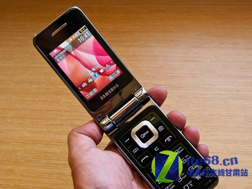 翻盖双屏双吸引 三星W319时尚手机热促_兰州三星幸运鸟手机车载配件行情-中关村在线